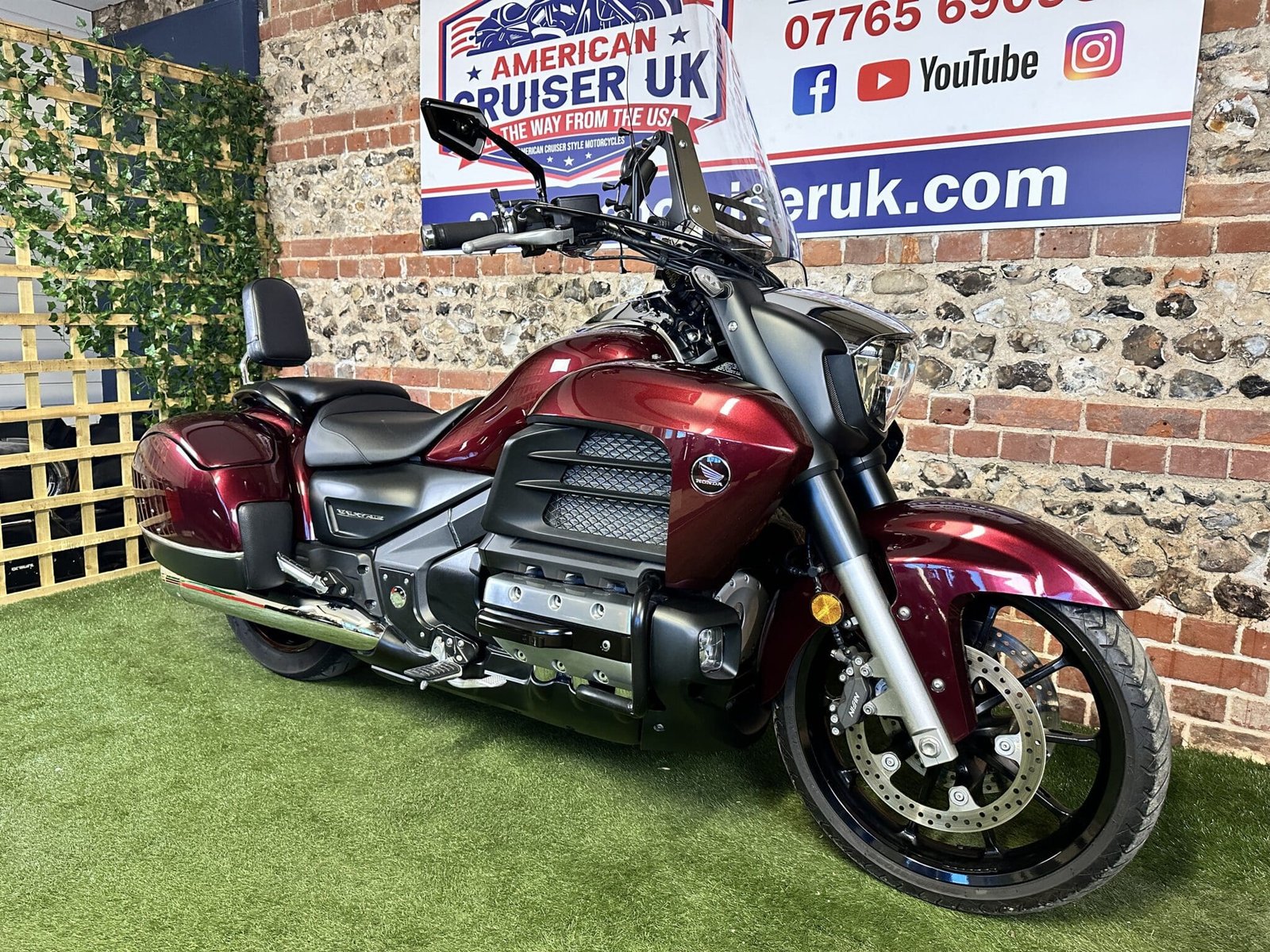 2014 Honda Valkyrie GL1800 F6C Goldwing - SN443 - American Cruiser UK ...