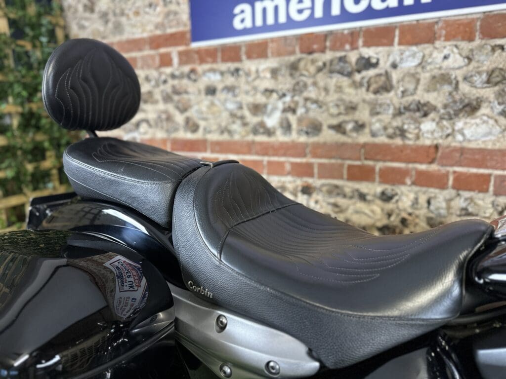 2014 Yamaha XV1900 Roadliner/Stratoliner (Midnight Star) Custom - SN567 ...